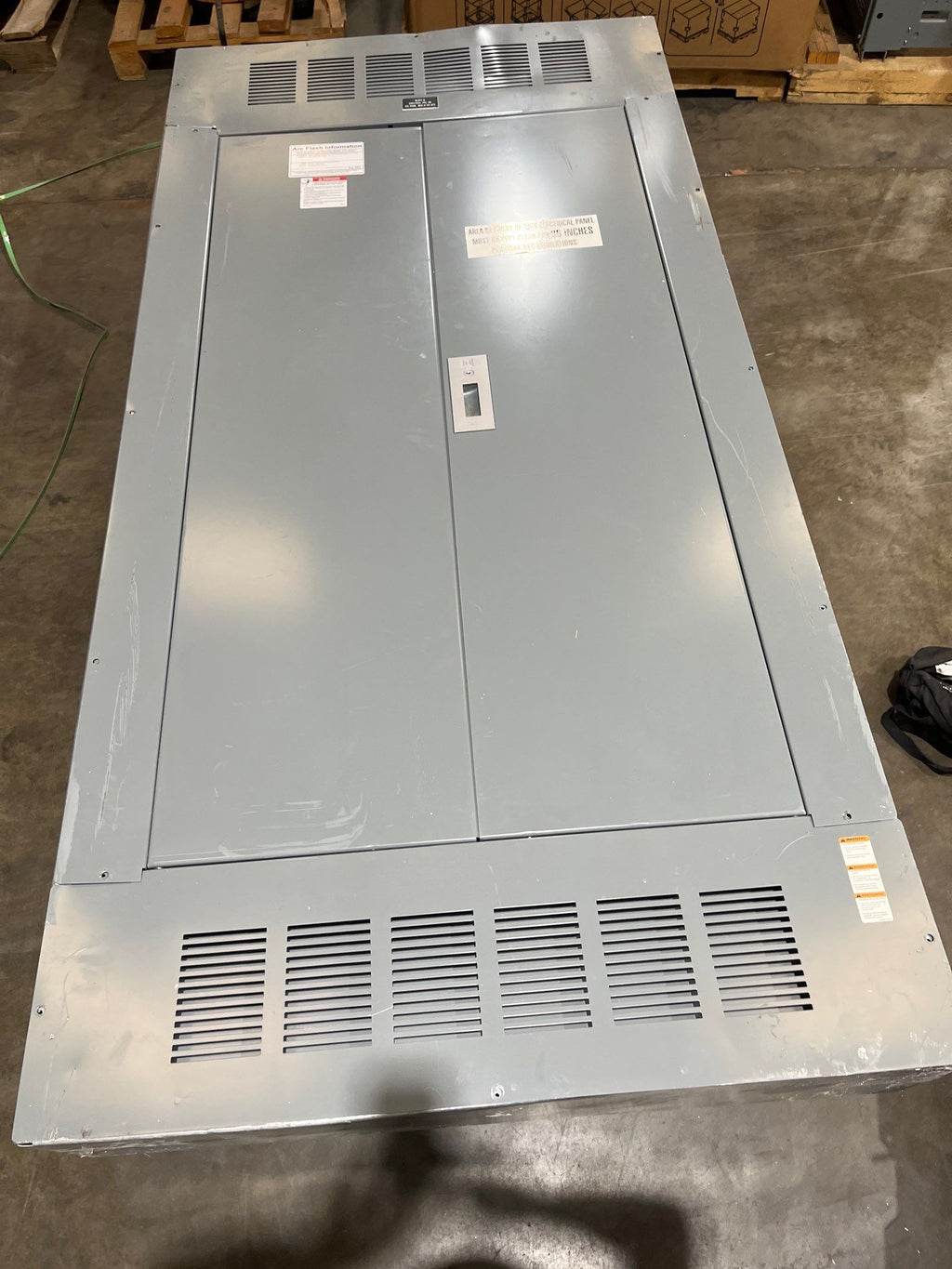 Square D I-Line Panelboard 1000A 208/120V 3PH 4W MCB Panel 1000 Amp 66 ...