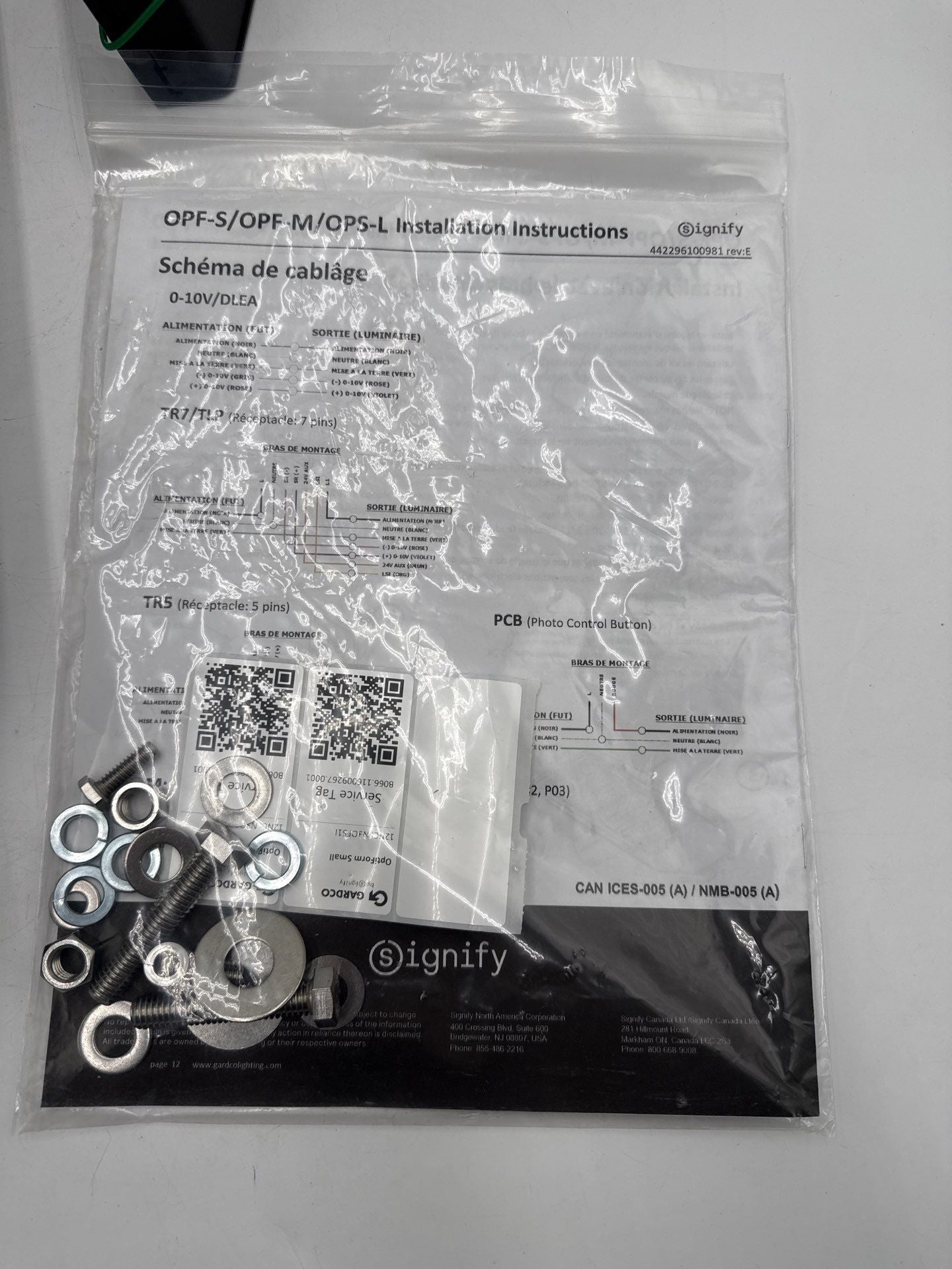 Gardco Optiform Small Area Light LED Arm Mount Black 120/277V 136W 600.00