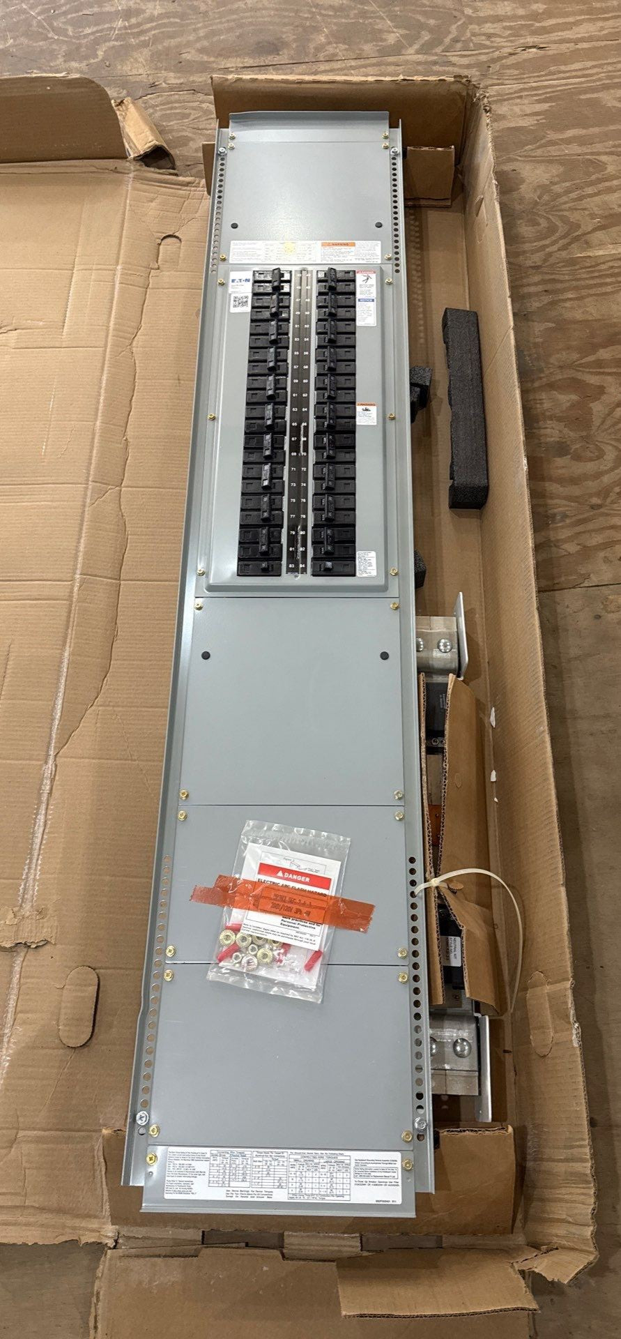 Eaton PRL1A Interior Panelboard 400A 208/120V 3PH 4W MLO 400 Amp Panel ...